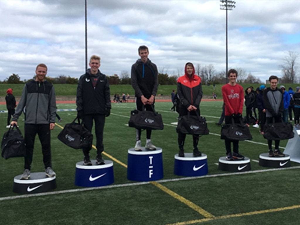 INQUINTE.CA | Local runners shine at Nike Invitational INQUINTE.CA | Local runners shine at Nike Invitational