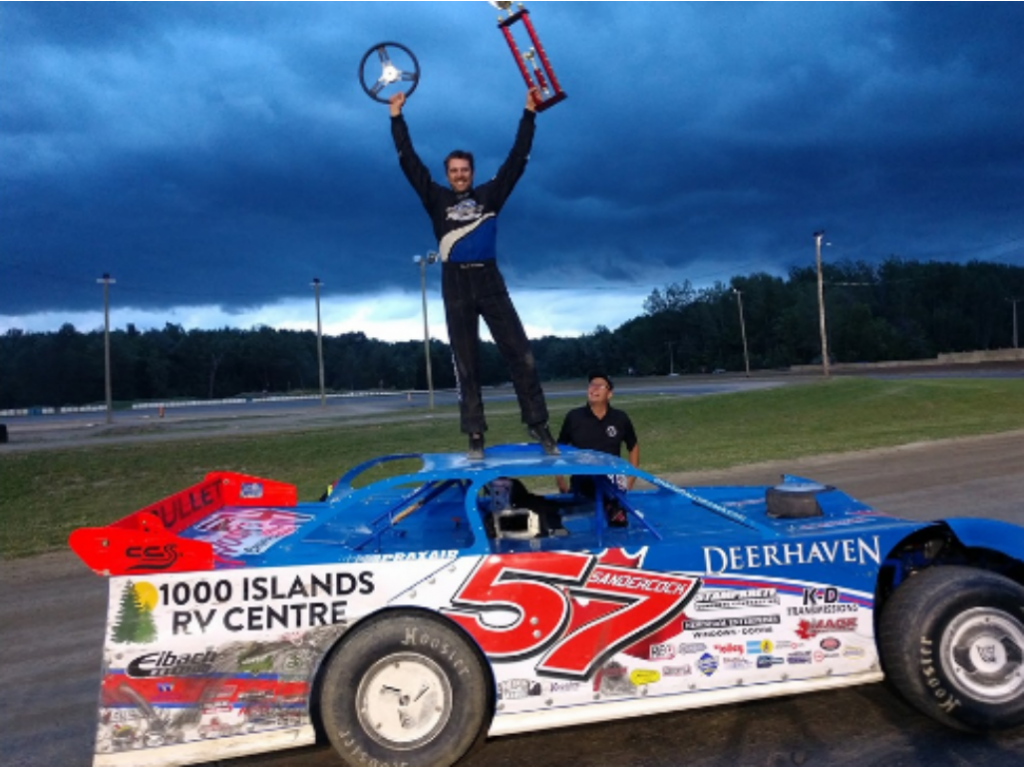 INQUINTE.CA | Sandercock invades Quebec with back-to-back wins