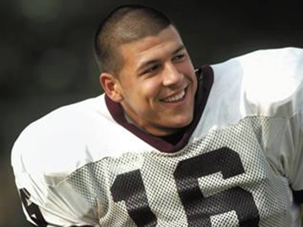 InQuinte.ca | Ex-NFL star Aaron Hernandez hangs himself in his prison cell