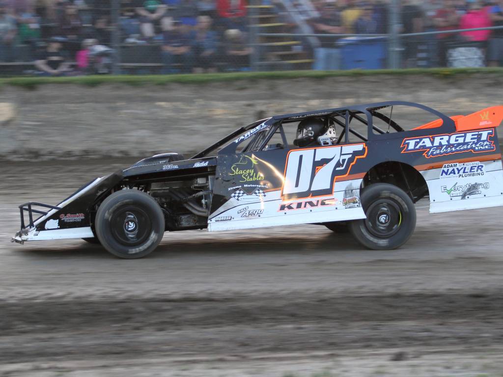 INQUINTE.CA | Westbrook wins SOS 23rd season opener at Brighton Speedway