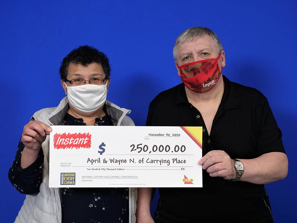 InQuinte.ca | PEC grandparents win $250,000 playing OLG Instant game