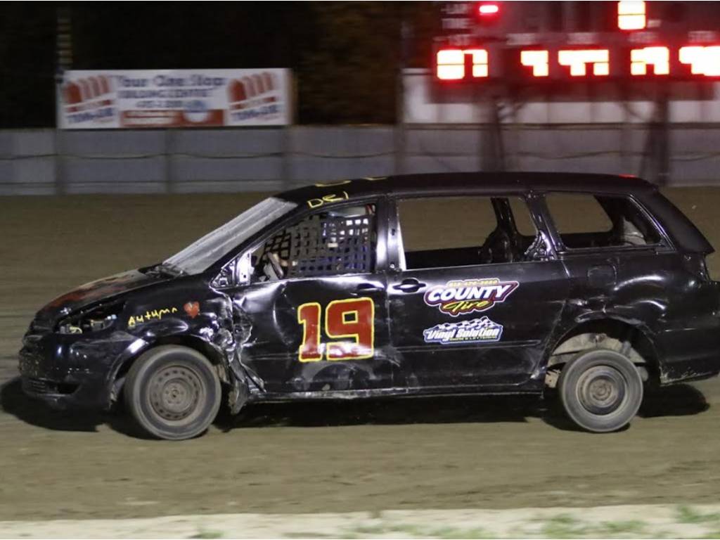 InQuinte.ca | Charlie Sandercock, Shawn Gregory, Brock Gregory grab Fan ...