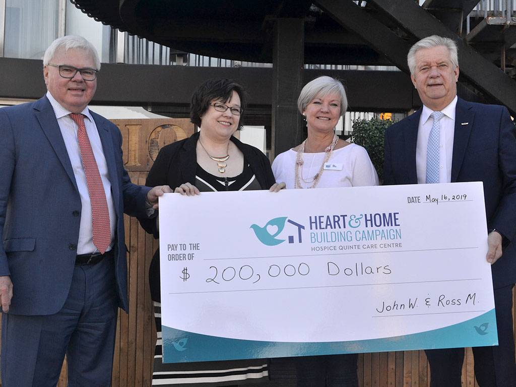 InQuinte.ca | Fundraising chairs donate $200,000 to Hospice campaign