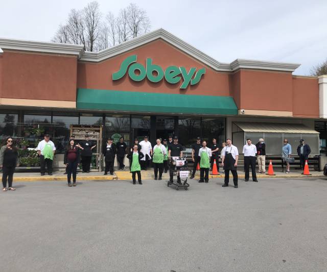 INQUINTE.CA | Maple in the County organizers give generously to Picton ...