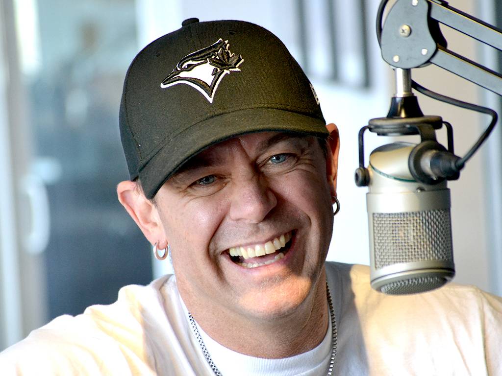 InQuinte.ca | CCMA RADIO ROW: with Aaron Pritchett