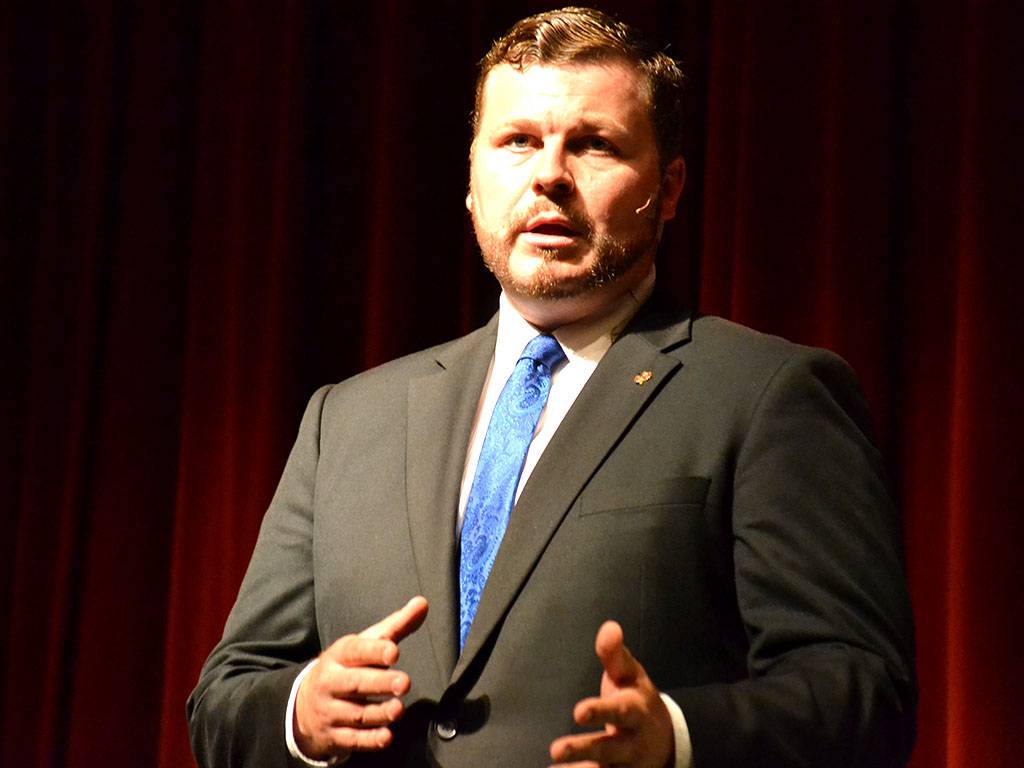 InQuinte.ca | Durkin goes after Liberals on infrastructure money at debate