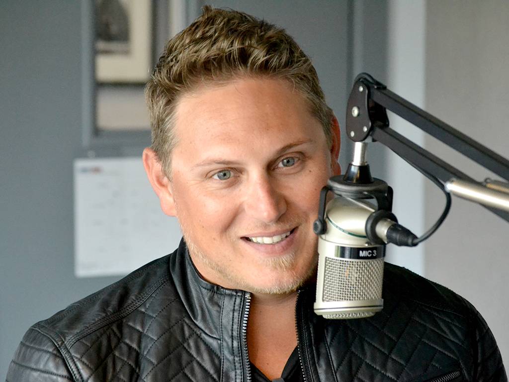 INQUINTE.CA | InSTUDIO: with Jason Blaine