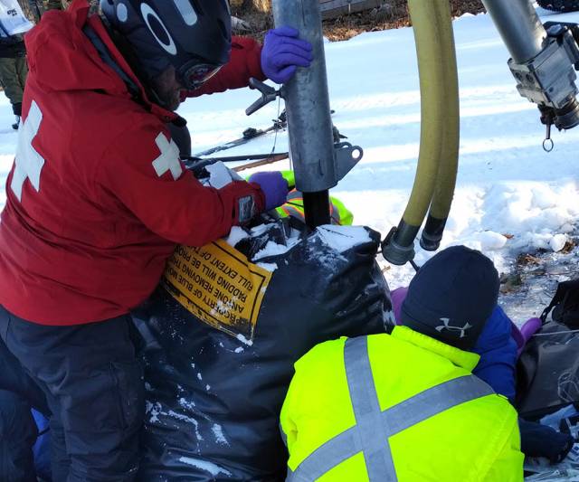 INQUINTE.CA | Man impaled in leg by rebar in skiing accident